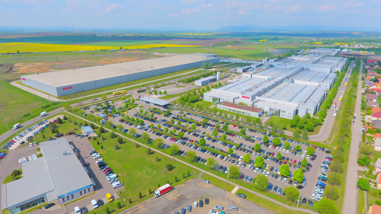 Two awards for Robert Bosch Elektronika Kft. in the Factory of the Year ...